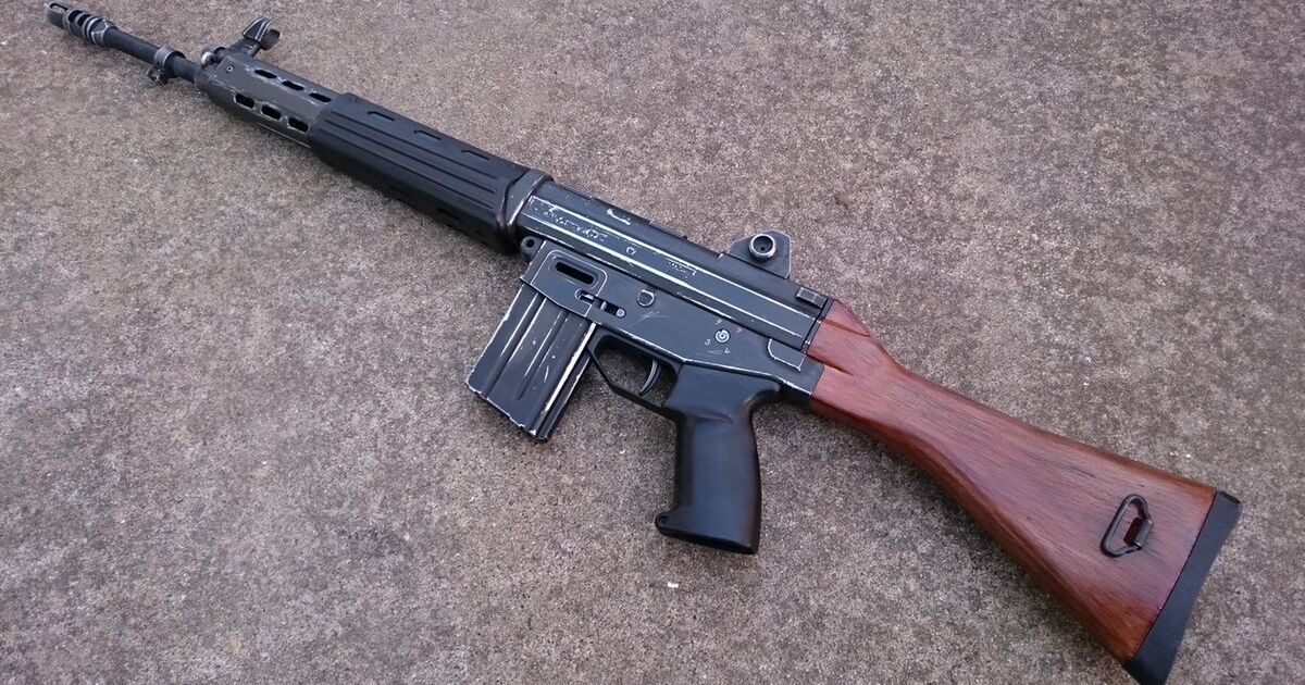 ”世紀末日本”-X89R-試作89式小銃 - Togetter